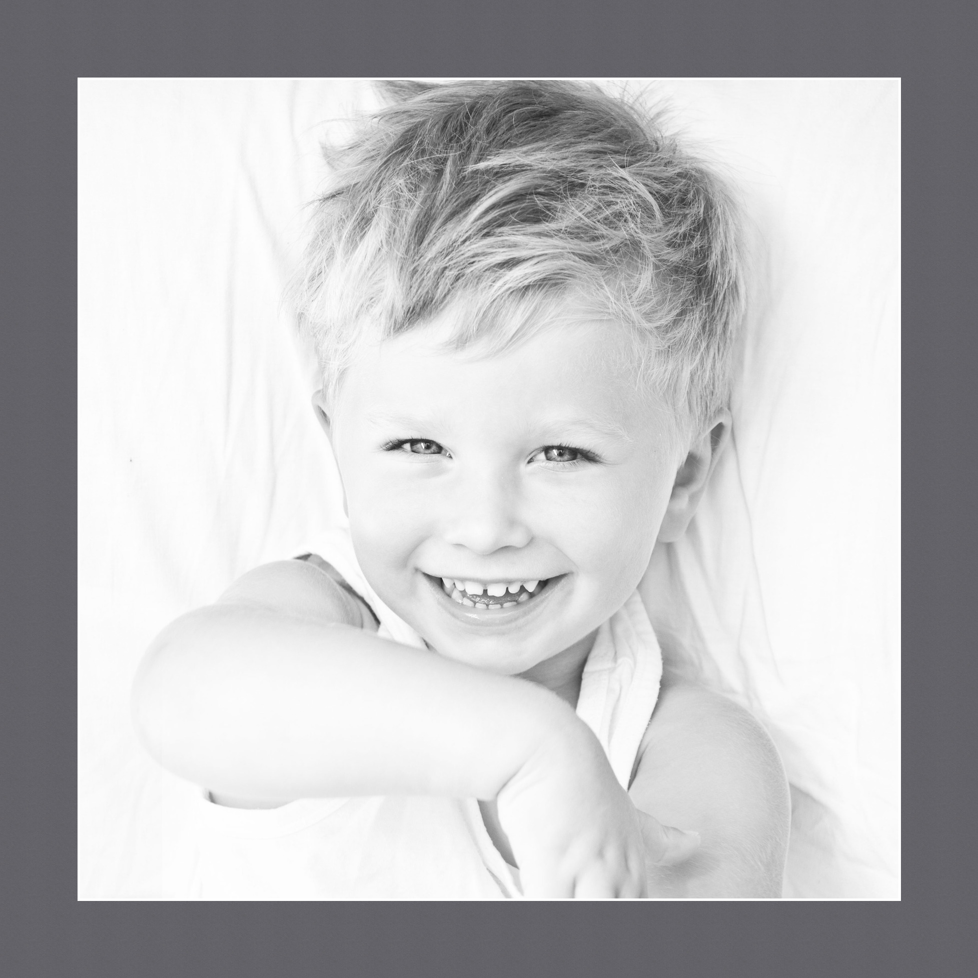 ArtToFrames Custom Gray Mountain Grey Picture Photo Frame Mat Matting ...